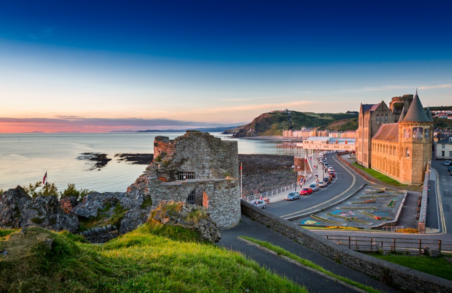 Uncover the Best of Wales with Our Guaranteed Small Group Tour - UK ...